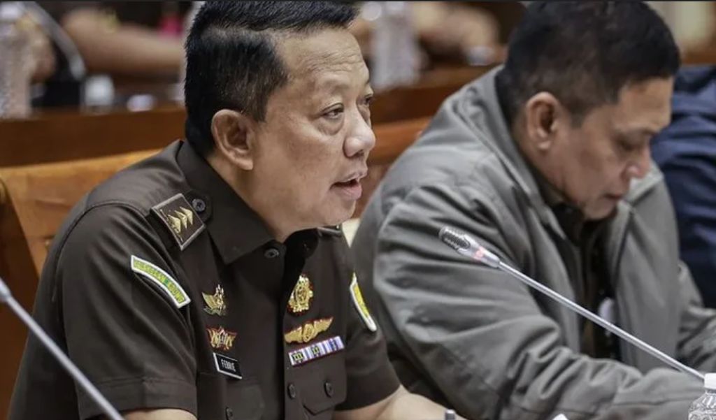 TNI Jaga Ketat Rumah Jampidsus Febrie Adriansyah. Ada Apa? - Kaidah.ID